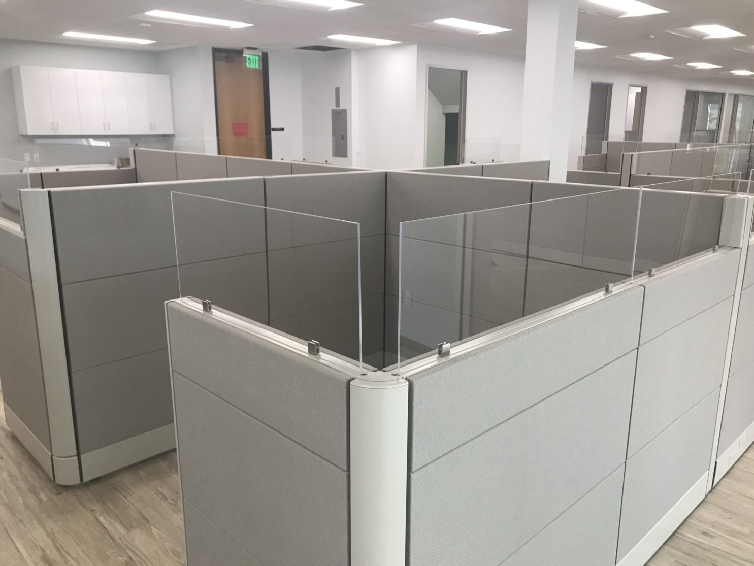 Chicago Title - Irvine | CA Office Design